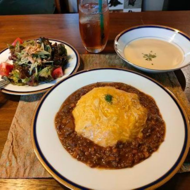 【千葉市周辺】おすすめドッグカフェ20選！ドッグラン付き・店内OK・リゾート施設も紹介 | INUNAVI（いぬなび）